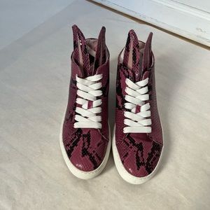 Minna Parikka - Poshmark
